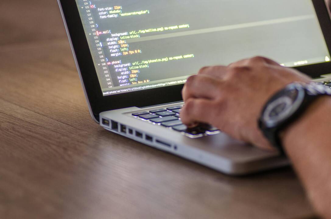 5 Software Innovations Transforming Modern Industries